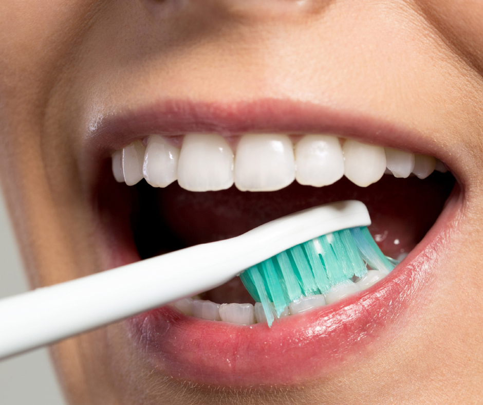 ¿Te cepillas bien los dientes? ¡Autoevalúate! - Blog Gadir Dental